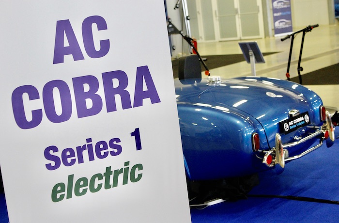 AC Cobra Series 1 Electric Stuns Crowds at The British Motor Show ...